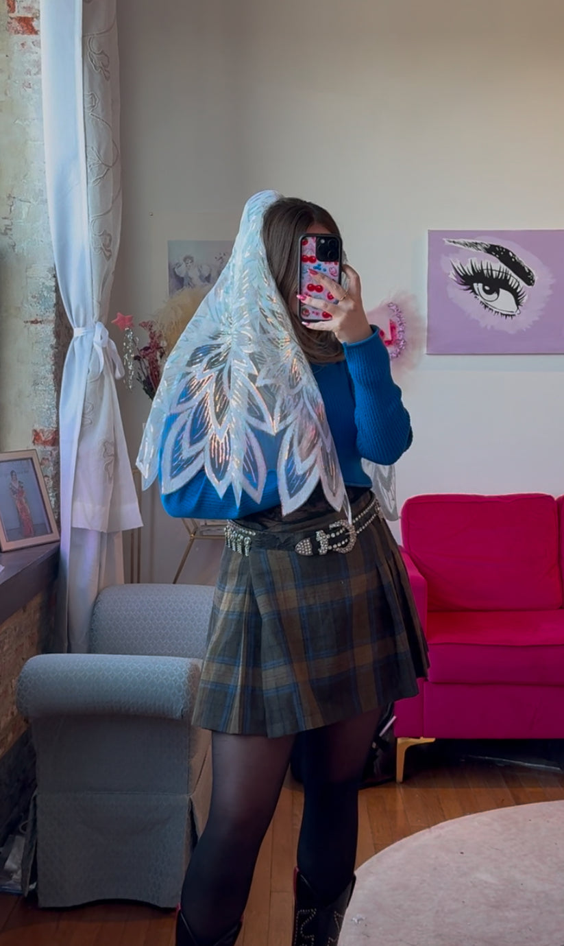 All White Pixie Dust Veil – Madison Chamberlain